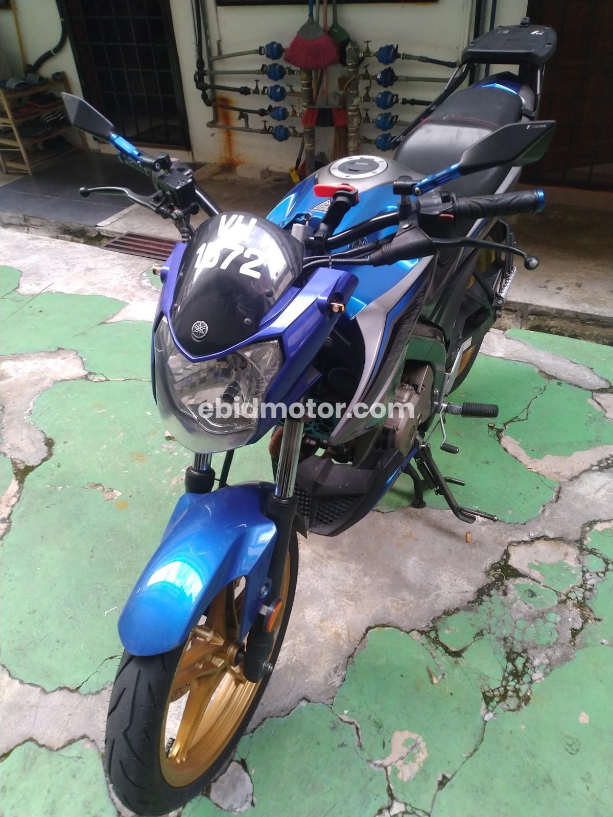 FZ150i Biru Motor Terpakai dijual di Batu Caves, Selangor | EBIDMOTOR