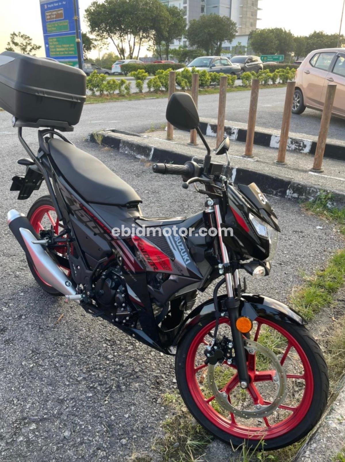 Suzuki raider Motor Terpakai dijual di Johor Bahru, Johor | EBIDMOTOR